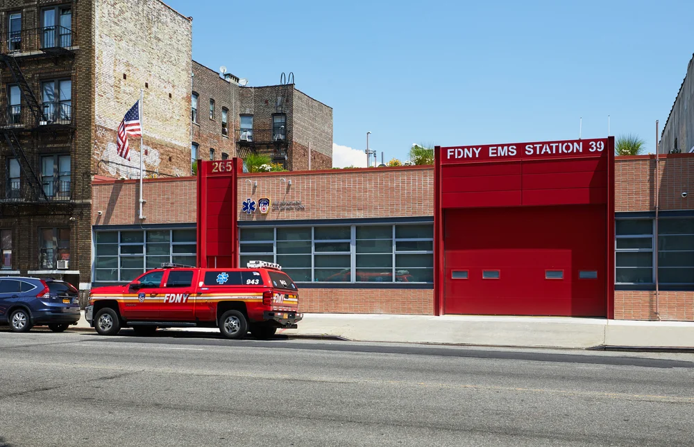 FDNY EMS39 — Ronnette Riley Architect