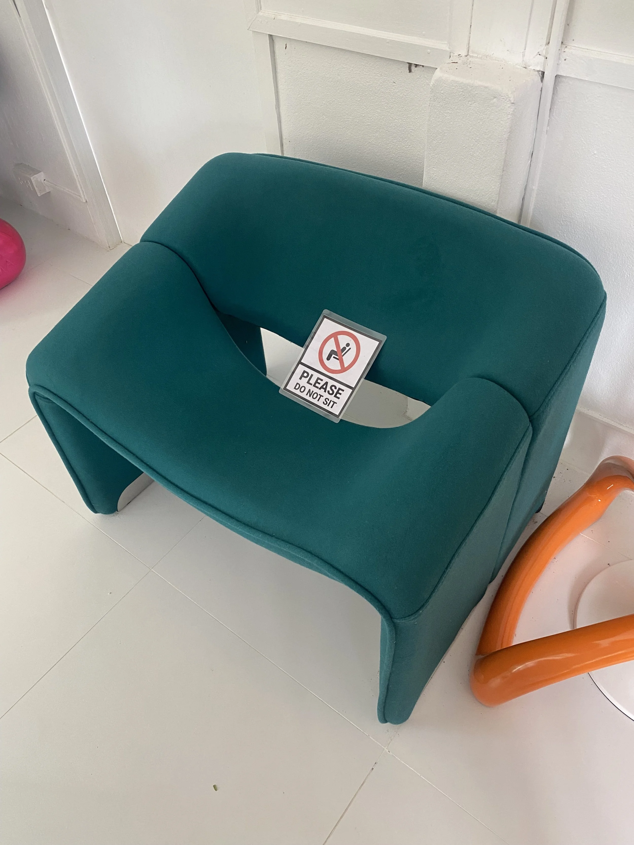 Pratone chair replica Gufram