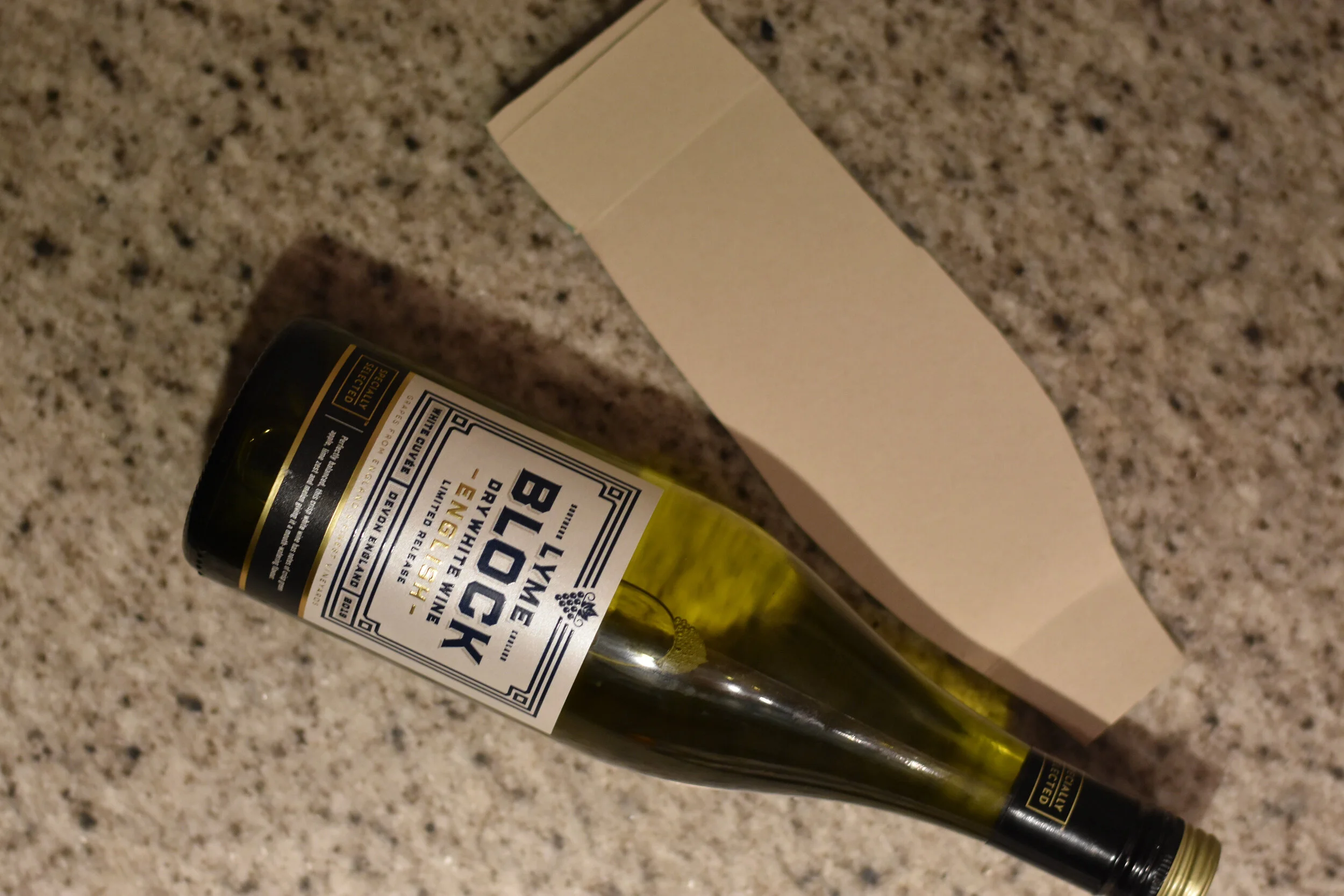 5 Essential bottle photography tips for magazine worthy photos — Smartblend