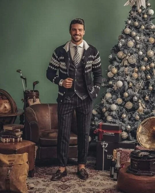Christmas Party Outfits for Men: Sleigh your Festive Attire — Smartblend