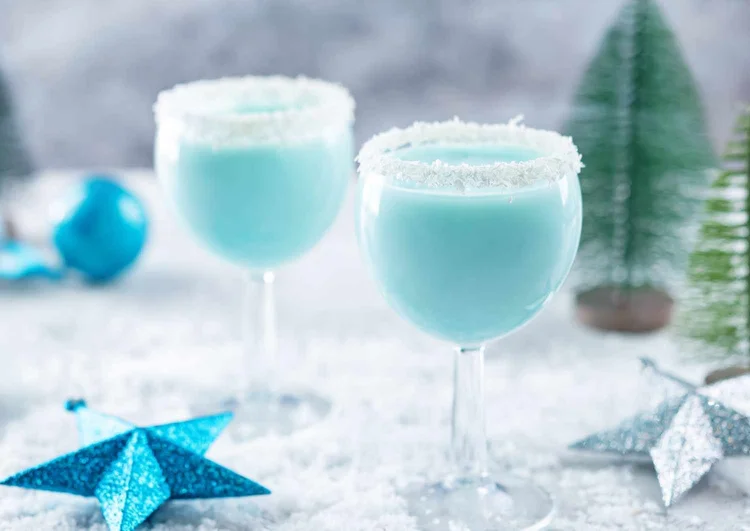 Blue Christmas Cocktail Recipe - The Jack Frost — Smartblend