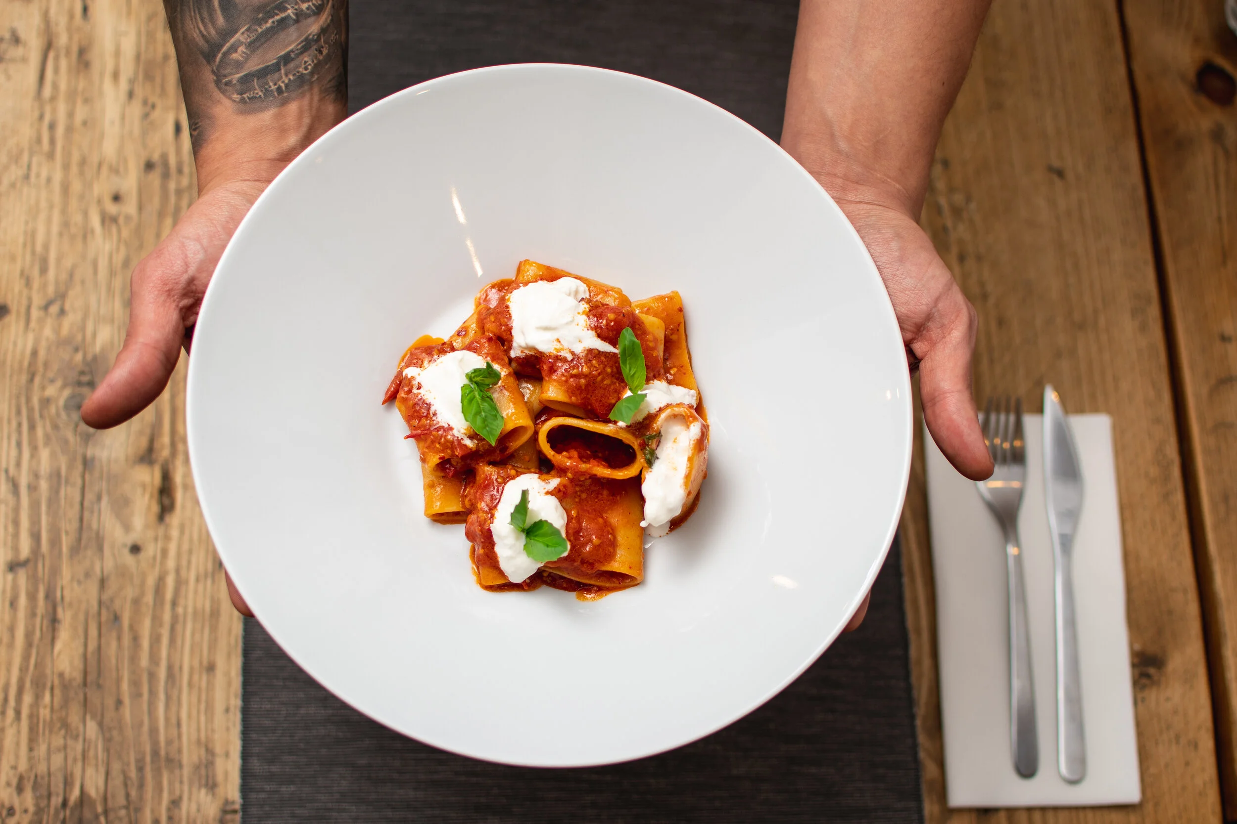 RUSTICO ITALIAN BISTRO - 01525 621317