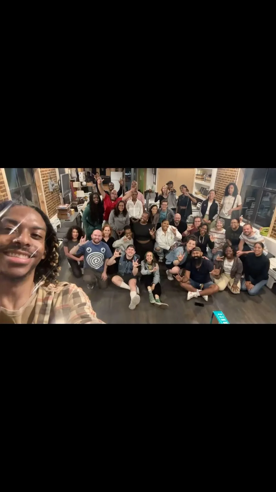 Sign Language Center