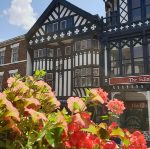 Unwind At Shrub in One of The best Terraces in Chester — shrub