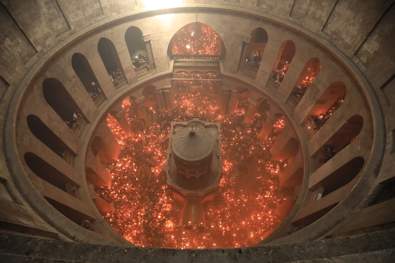 What is the Ceremony of Holy Light? — Embrace the Middle East