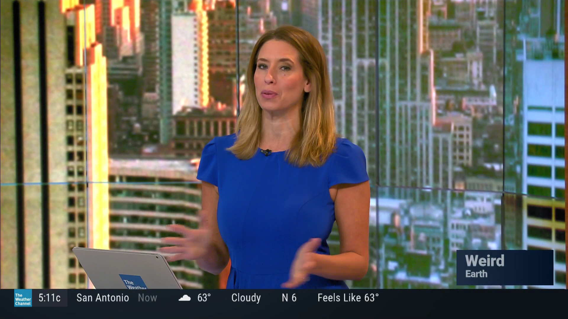 Stephanie Abrams (10/11/2021) — Newswomen