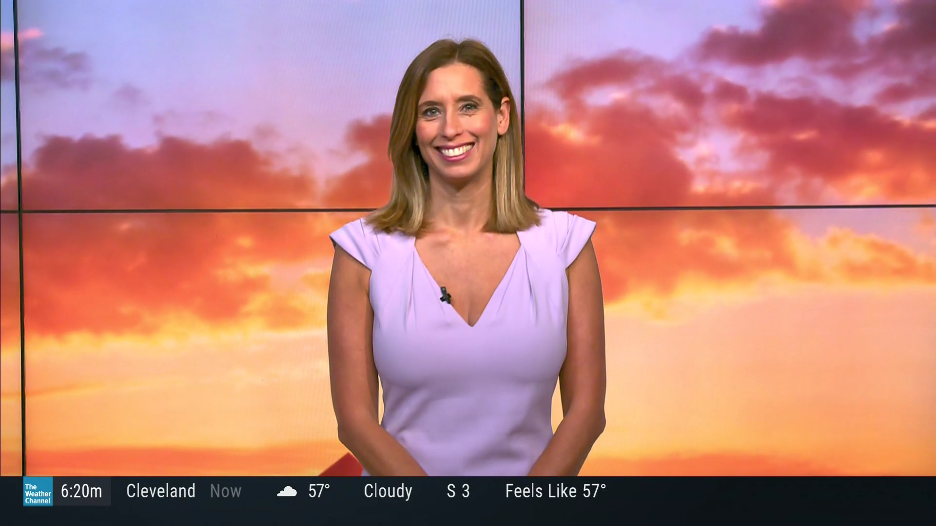 Stephanie Abrams (10/25/2021) — Newswomen
