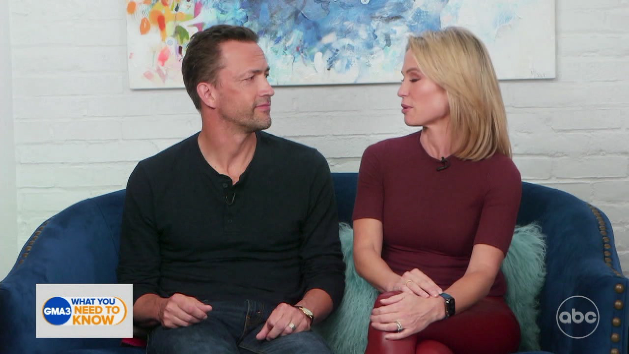 Amy Robach In Not Blue Leather Pants (10/26/2021) — Newswomen