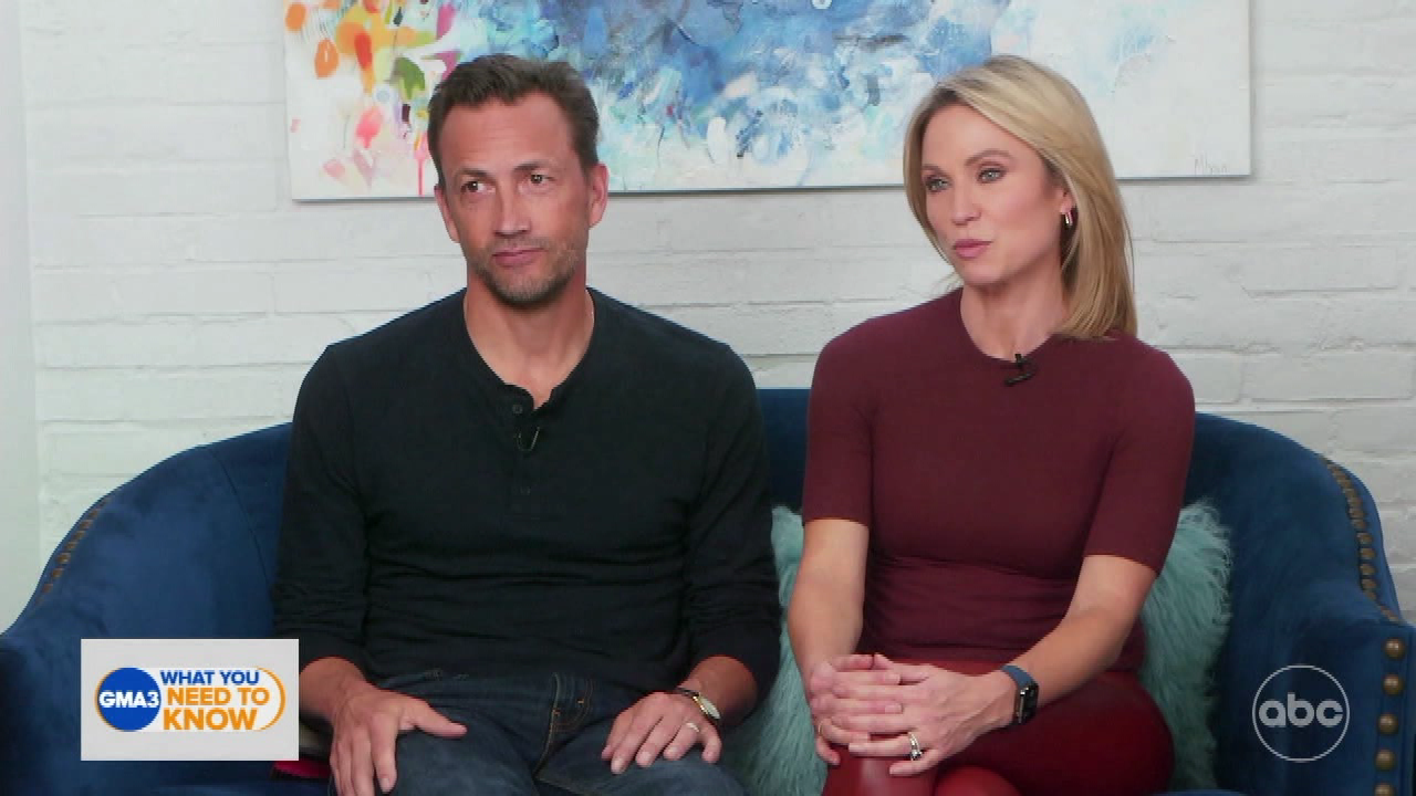 Amy Robach In Not Blue Leather Pants (10/26/2021) — Newswomen