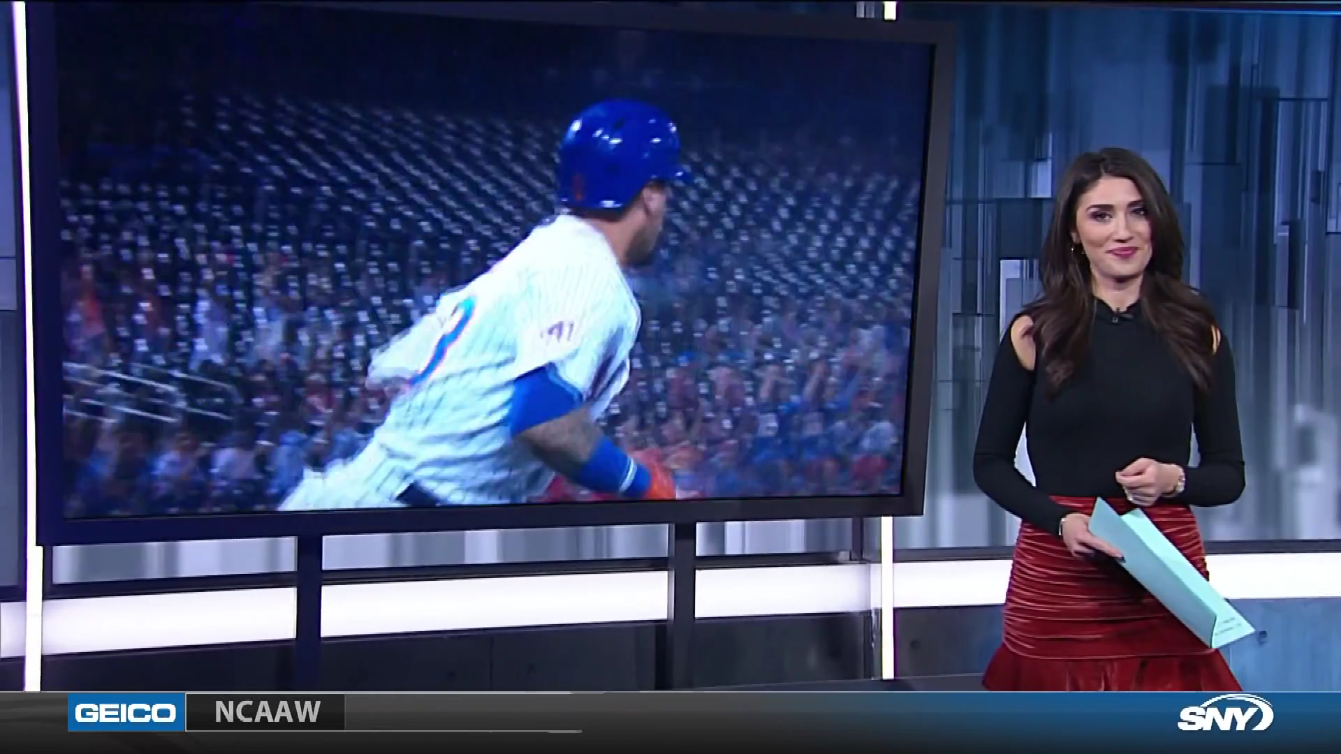 Michelle Margaux (11/25/2021) — Newswomen