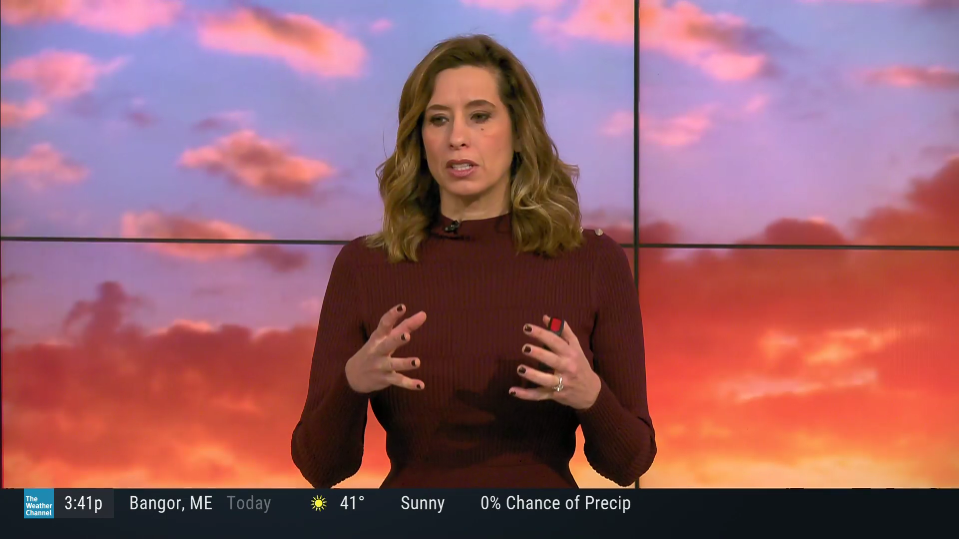 Stephanie Abrams (12/14/2021) — Newswomen