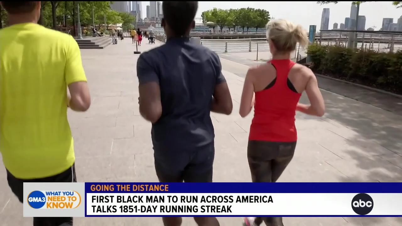 Amy Robach running (6/9/2022) — Newswomen