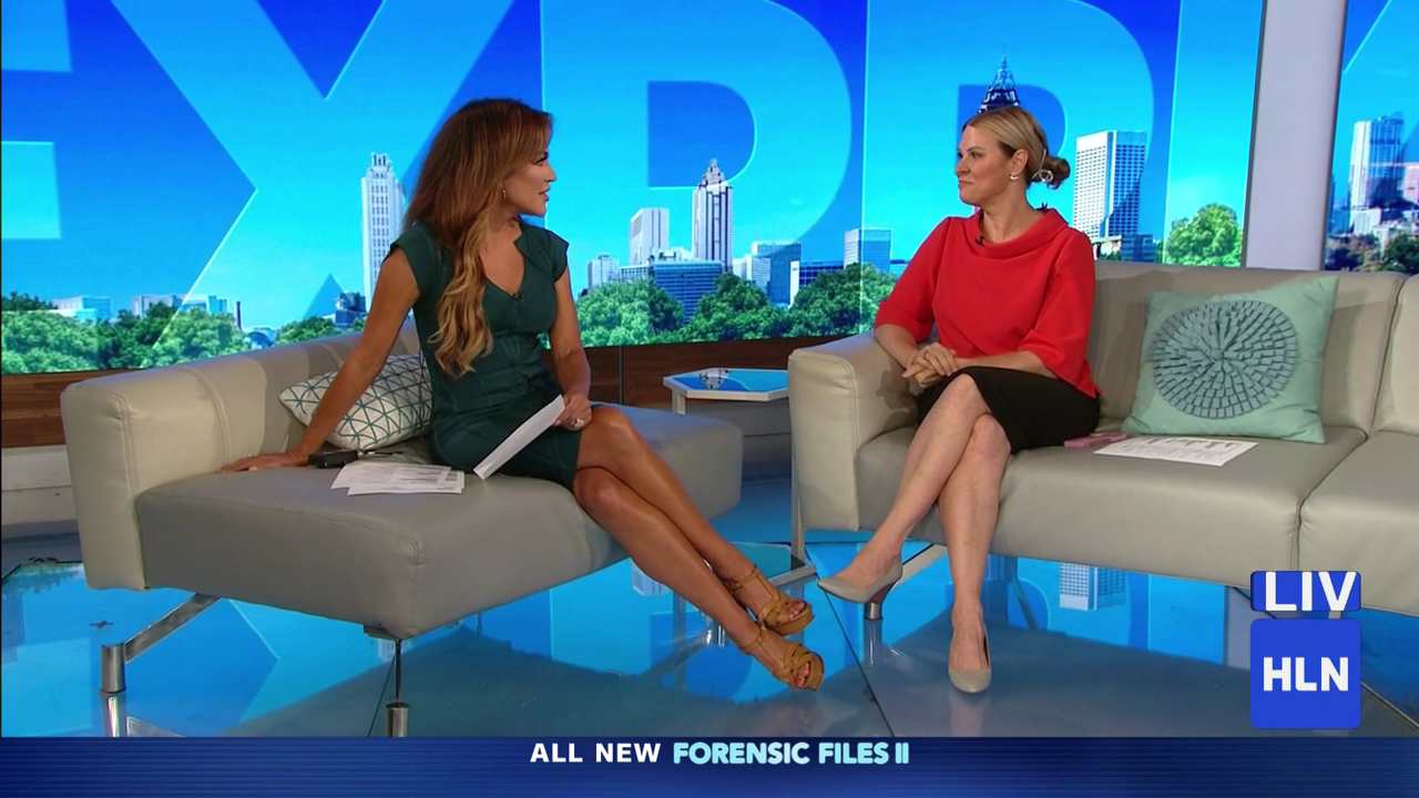 Robin Meade Barefoot