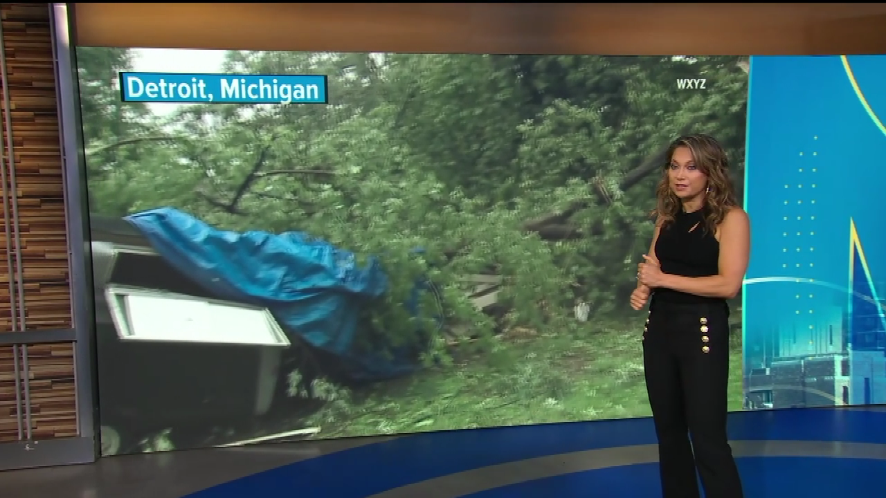 Ginger Zee (7/27/2023) — Newswomen