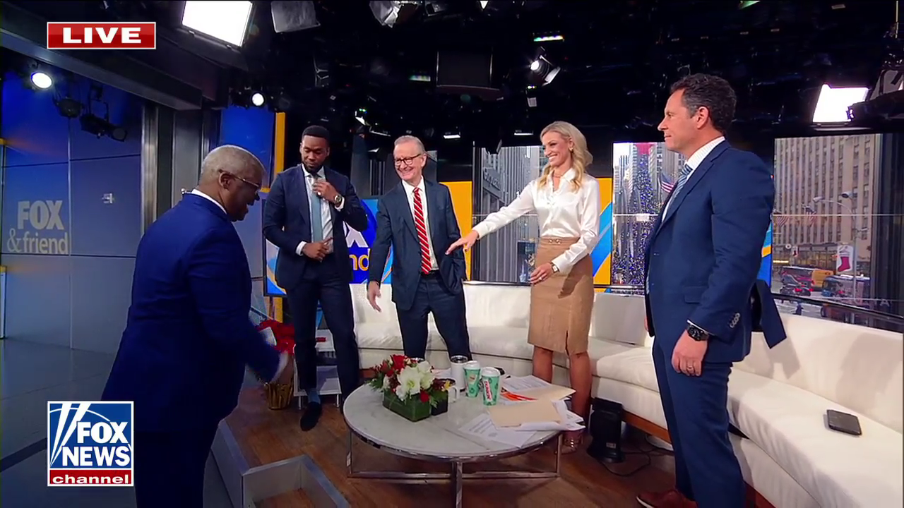 Carley Shimkus (12/19/2023) — Newswomen