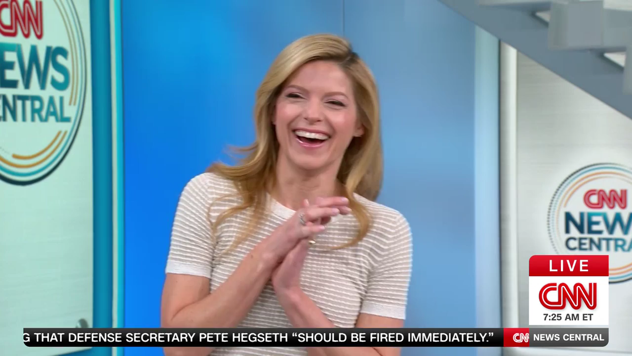 Kate Bolduan (3/26/2025) — Newswomen