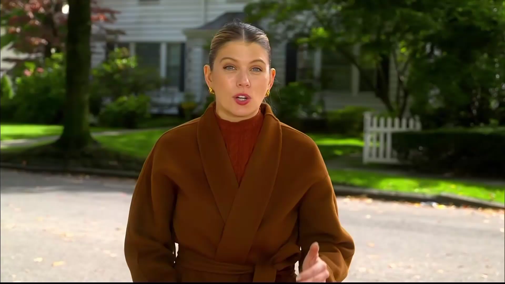 Alison Hall (10/14/2025) — Newswomen