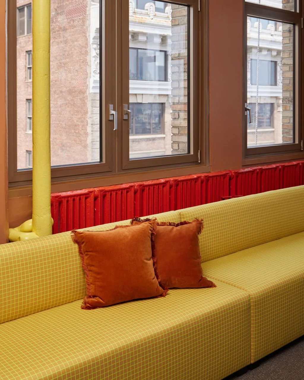 MAGIC SPOON | Offices — Roarke Design Studio