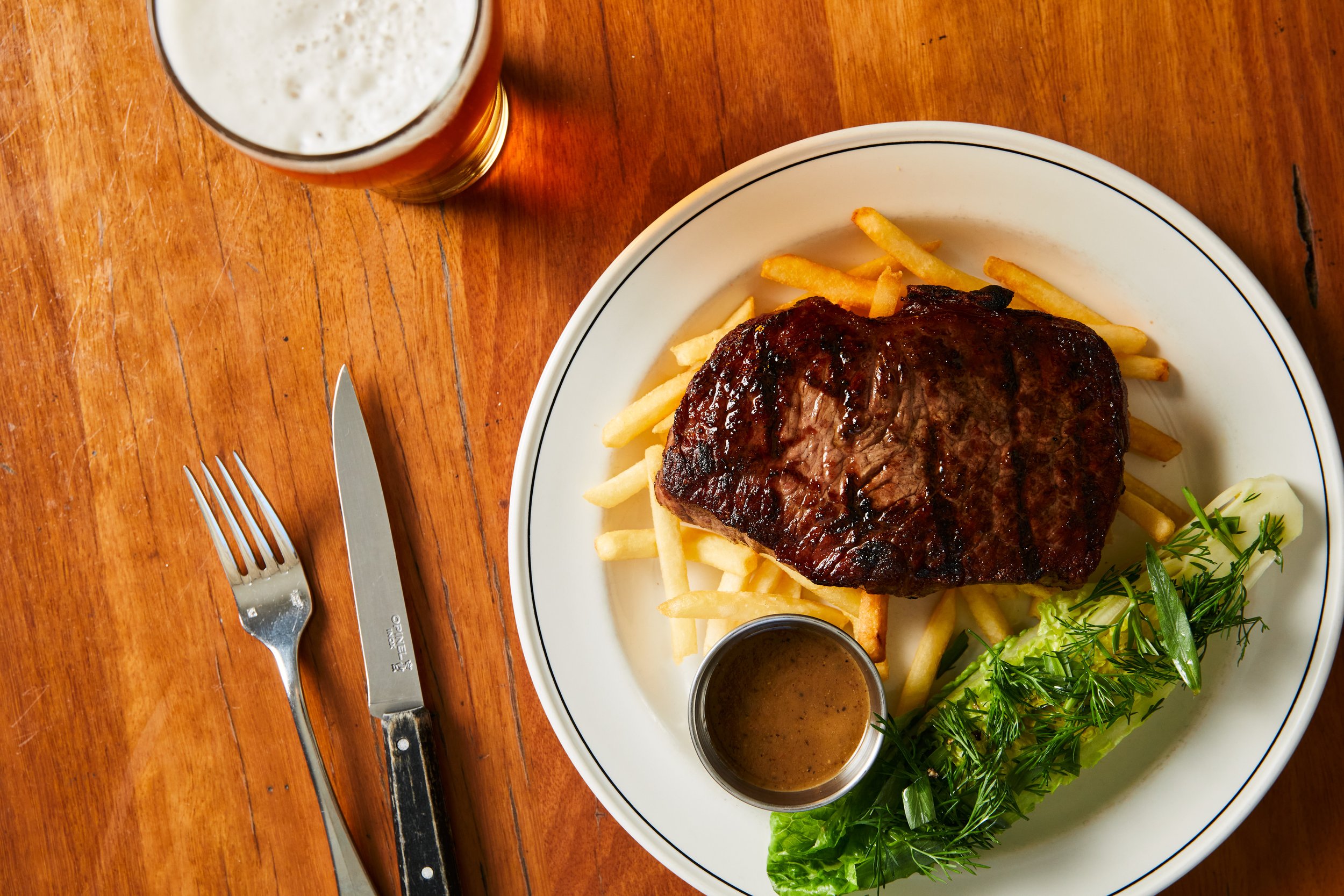 Builders Arms Hotel | Public Bar, Bistro & Private Dining Room