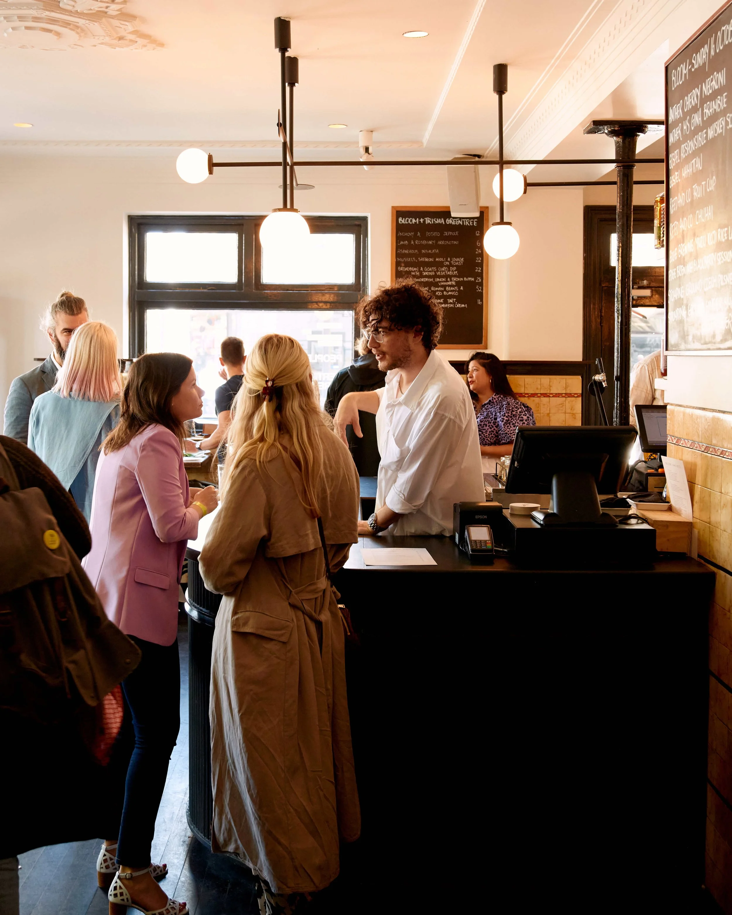 Builders Arms Hotel | Public Bar, Bistro & Private Dining Room