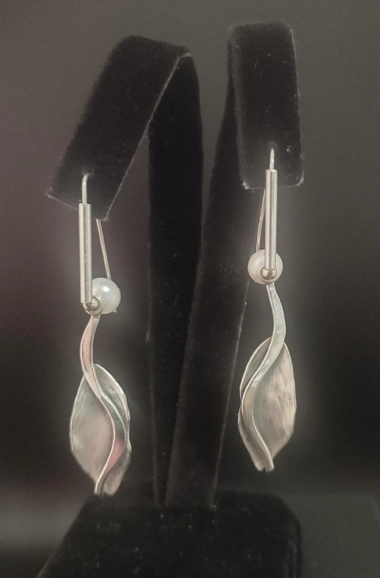 Deborah Barnes Jewelry – Handcrafted Sterling Silver