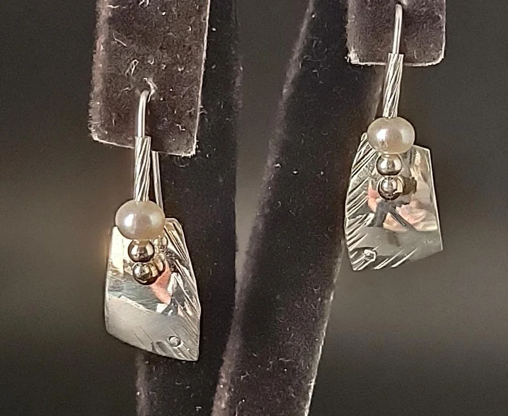 Deborah Barnes Jewelry – Handcrafted Sterling Silver