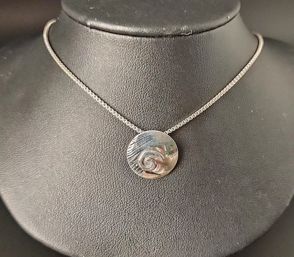 Deborah Barnes Jewelry – Handcrafted Sterling Silver