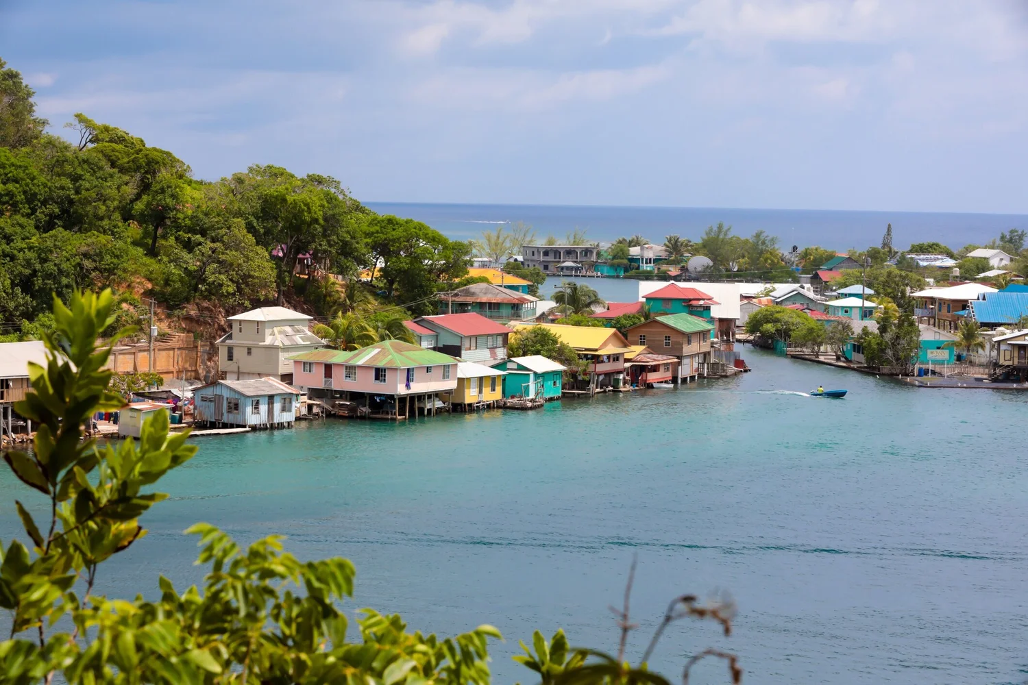 Roatan East End — ROATAN