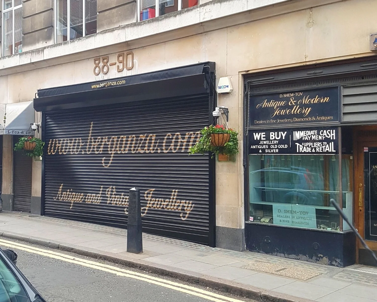 Roller Shutter Door Spray Painting across Kent, London & South East. 10 ...