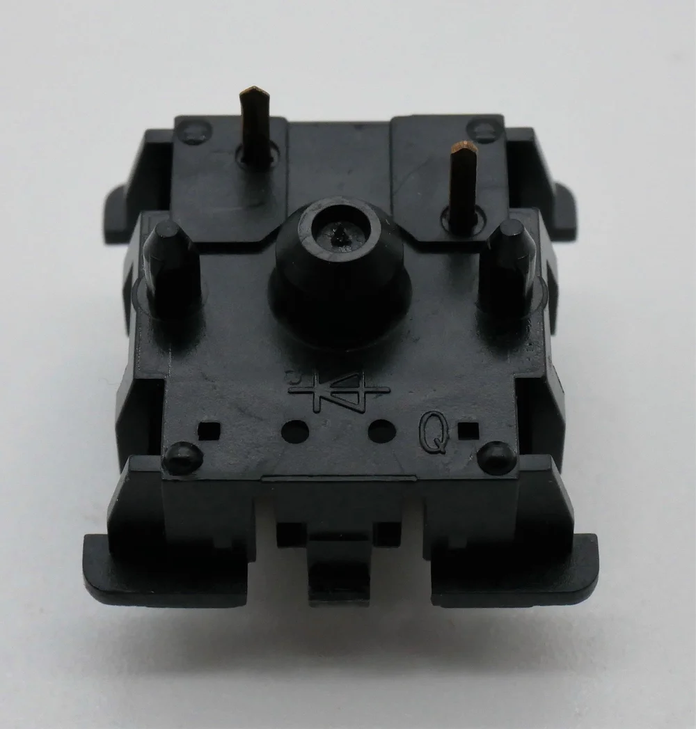 Obsidian L Switch Review — ThereminGoat's Switches