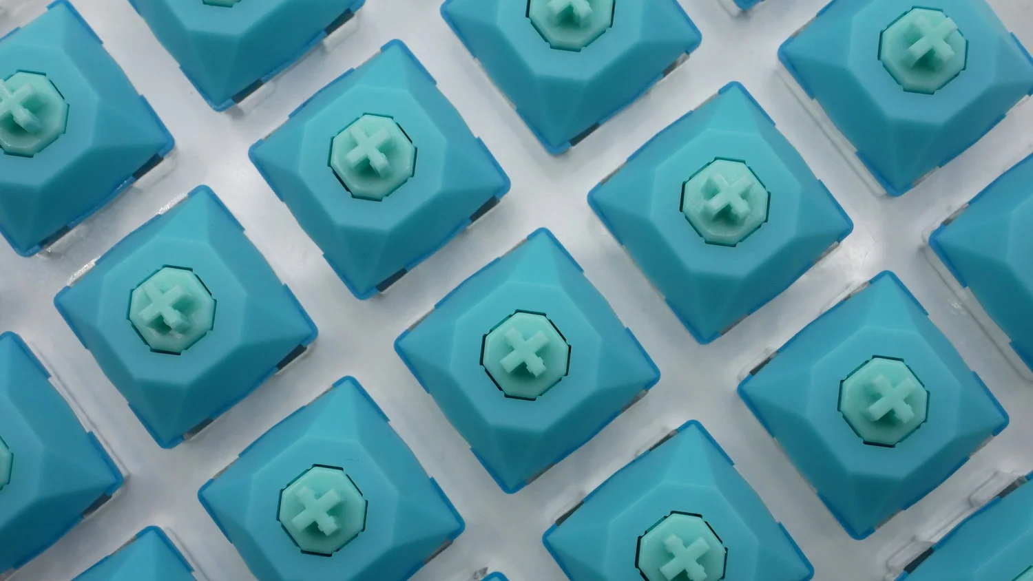 Diamond Avalon Switch Review — ThereminGoat's Switches