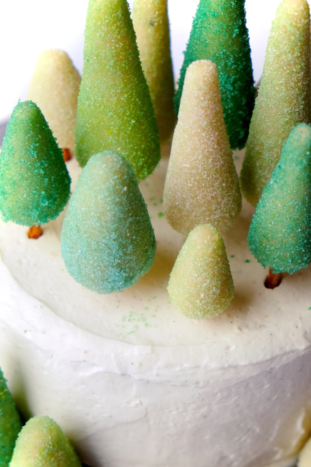 CHRISTMAS TREE CAKE DECORATION — COOKING LIKE A FOX