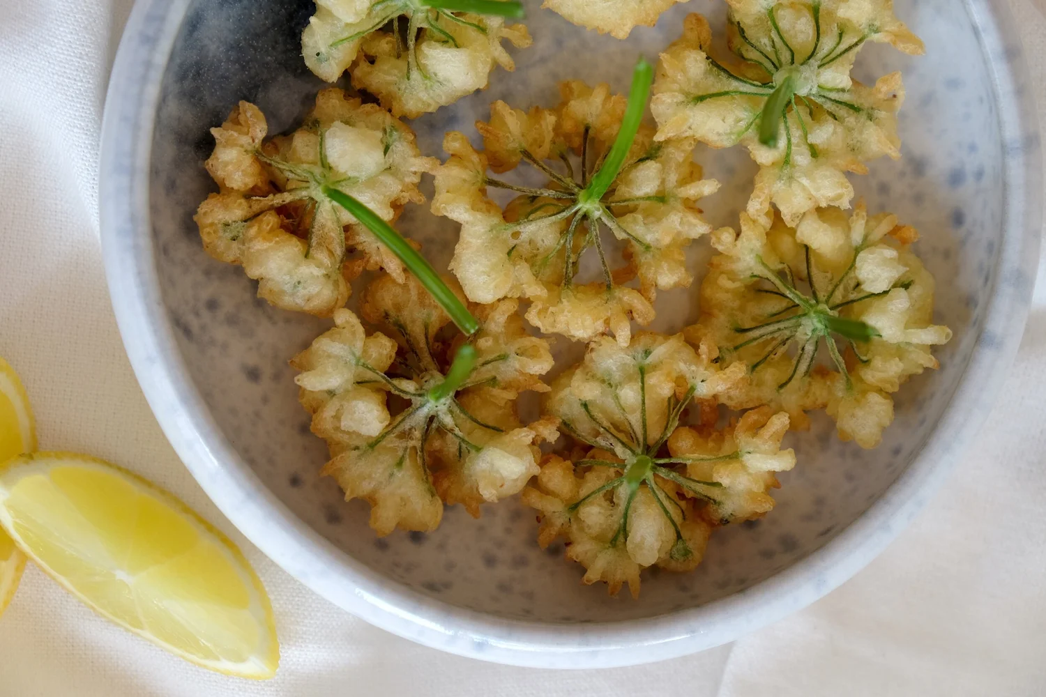 DEEP FRIED WILD GARLIC FLOWERS — COOKING LIKE A FOX