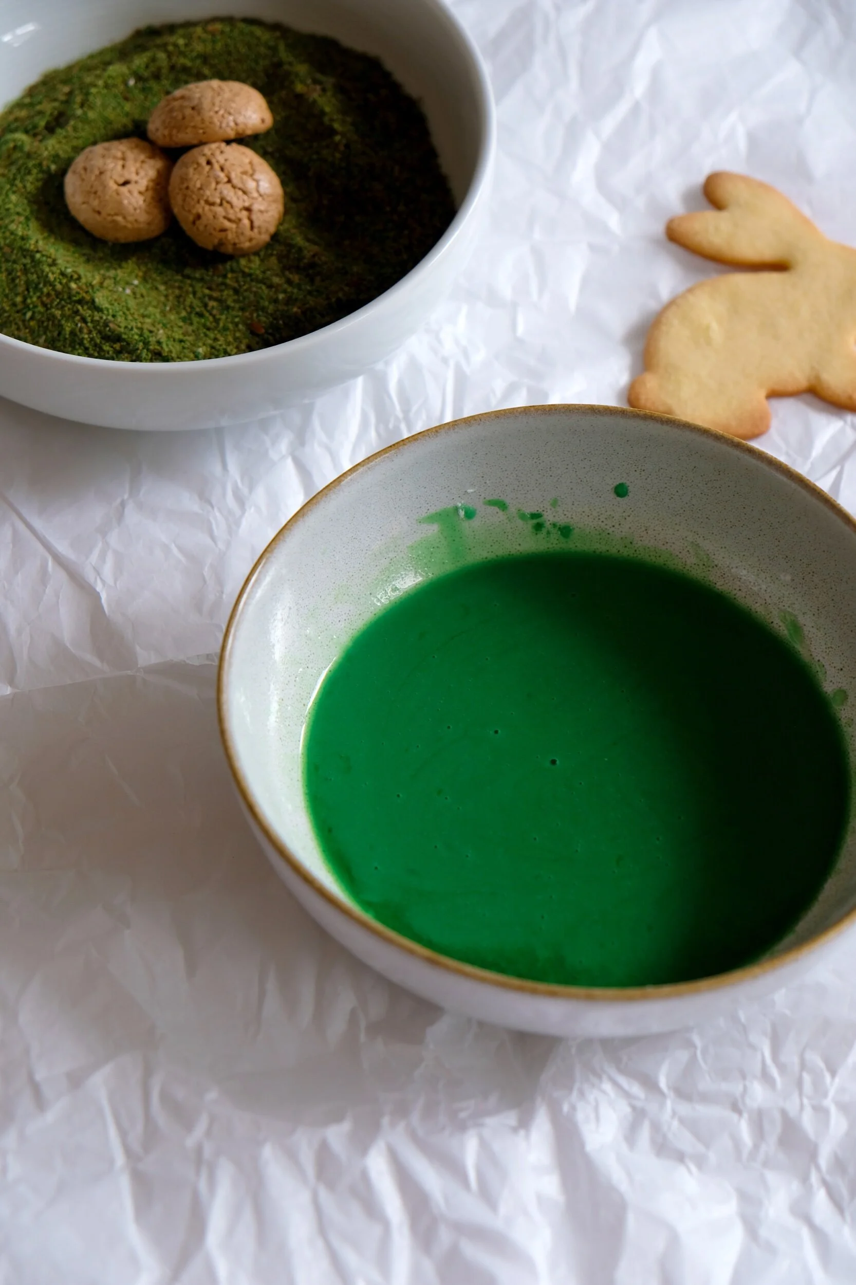 MOSS DECORATION — COOKING LIKE A FOX