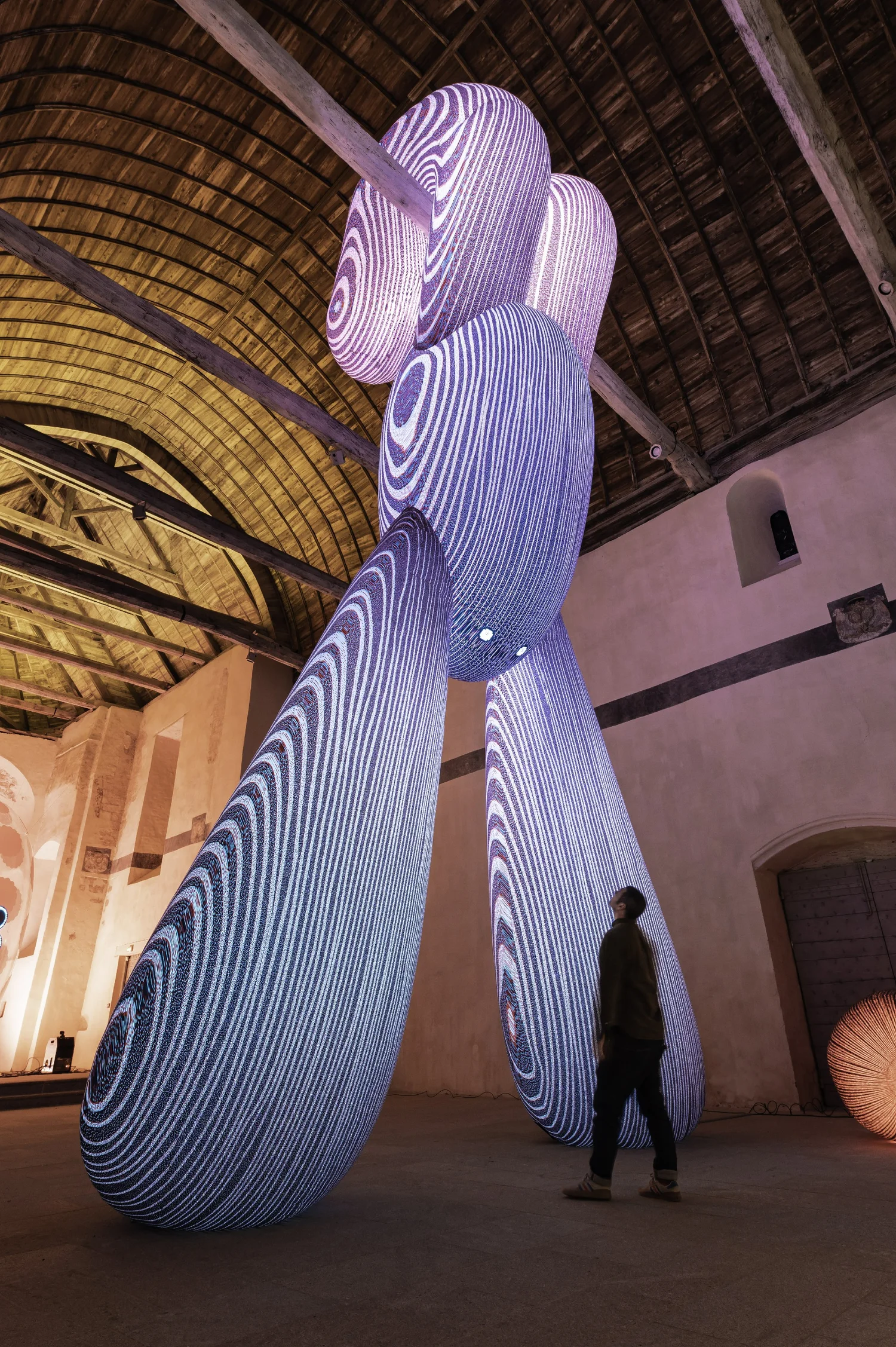 MODERN GURU AND THE PATH TO ARTIFICIAL HAPPINESS – Interactive public ...