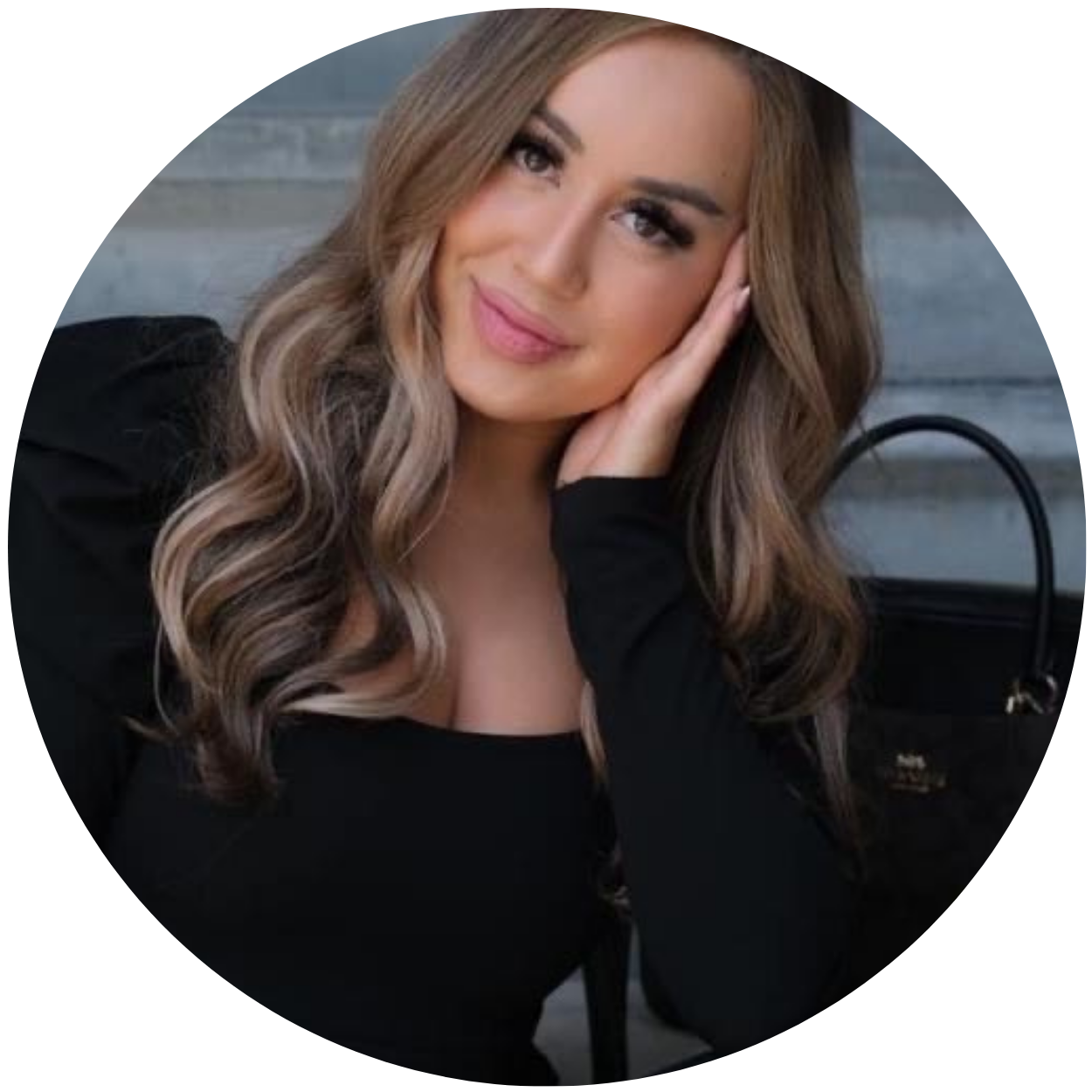 Vanessa Gallagher's Instagram, Twitter & Facebook on IDCrawl
