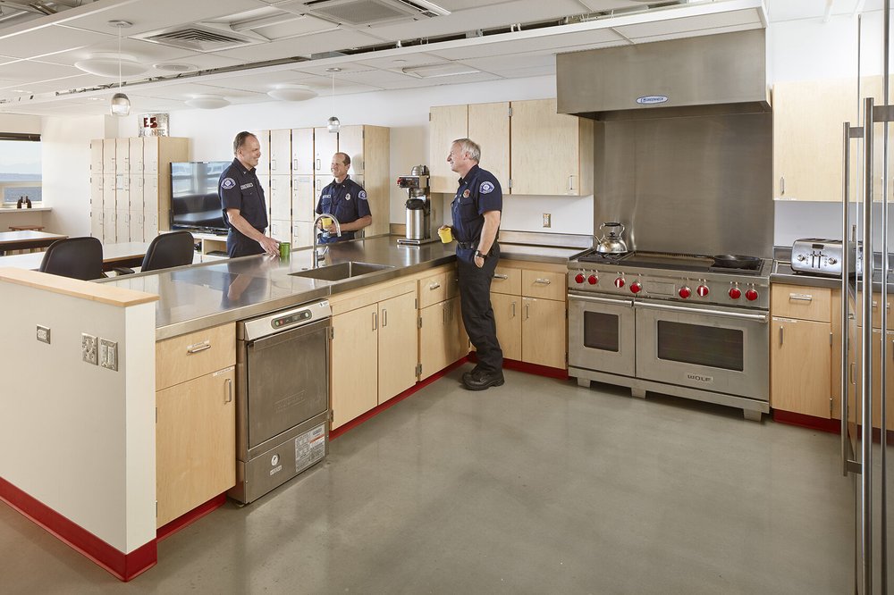 Fire Station No. 5 Seattle, WA — Bassetti Architects