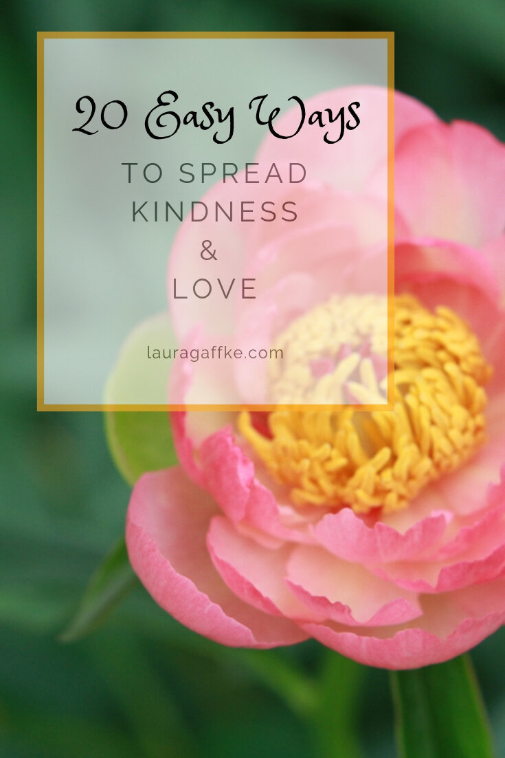20 Easy Ways to Spread Kindness & Love (Simple Acts That Make a Big ...