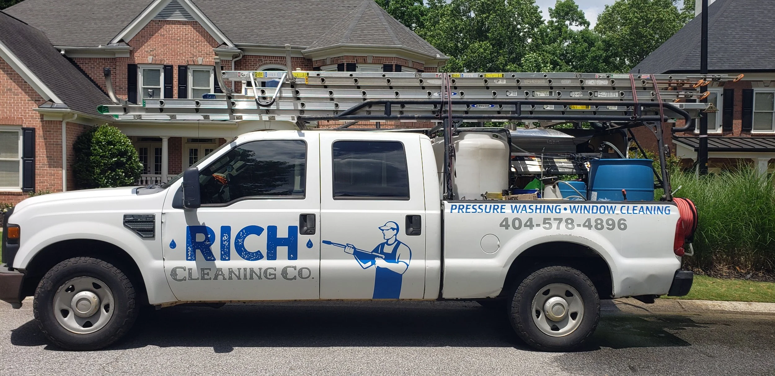 Rich Cleaning - Pressure Washing and Window Cleaning