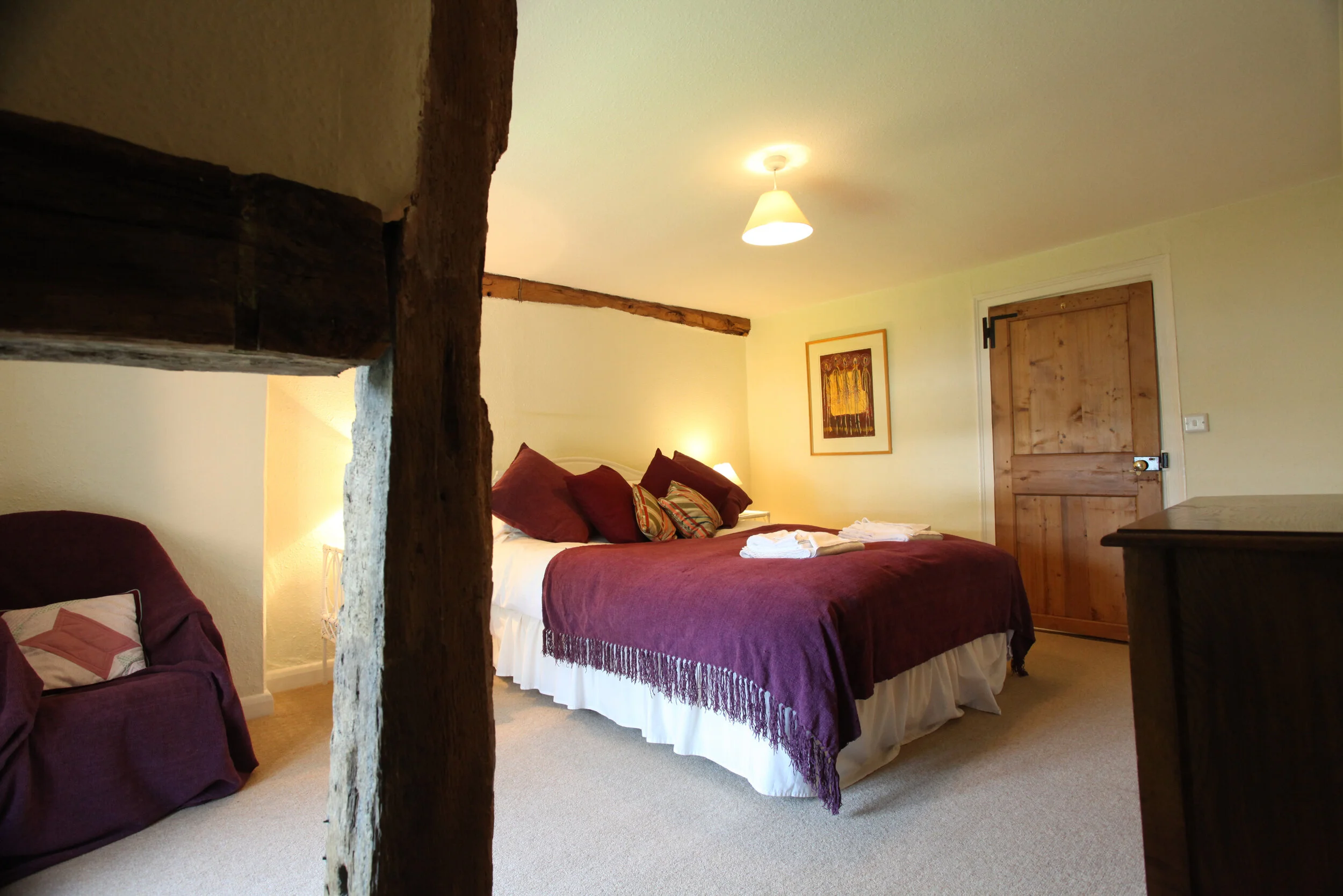 Stay — Hedingham Castle