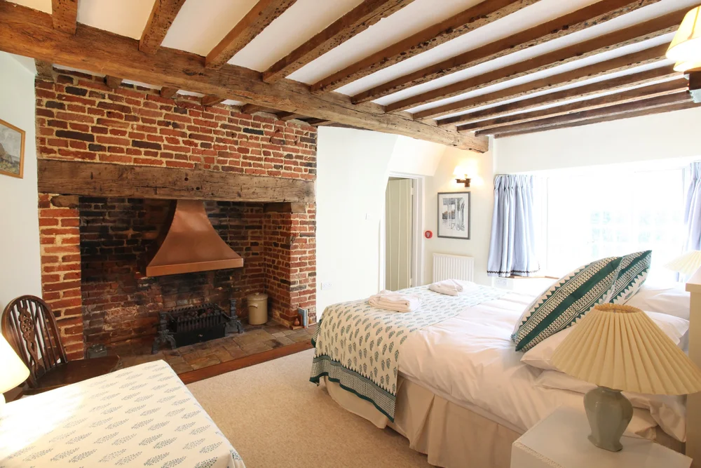 Stay — Hedingham Castle