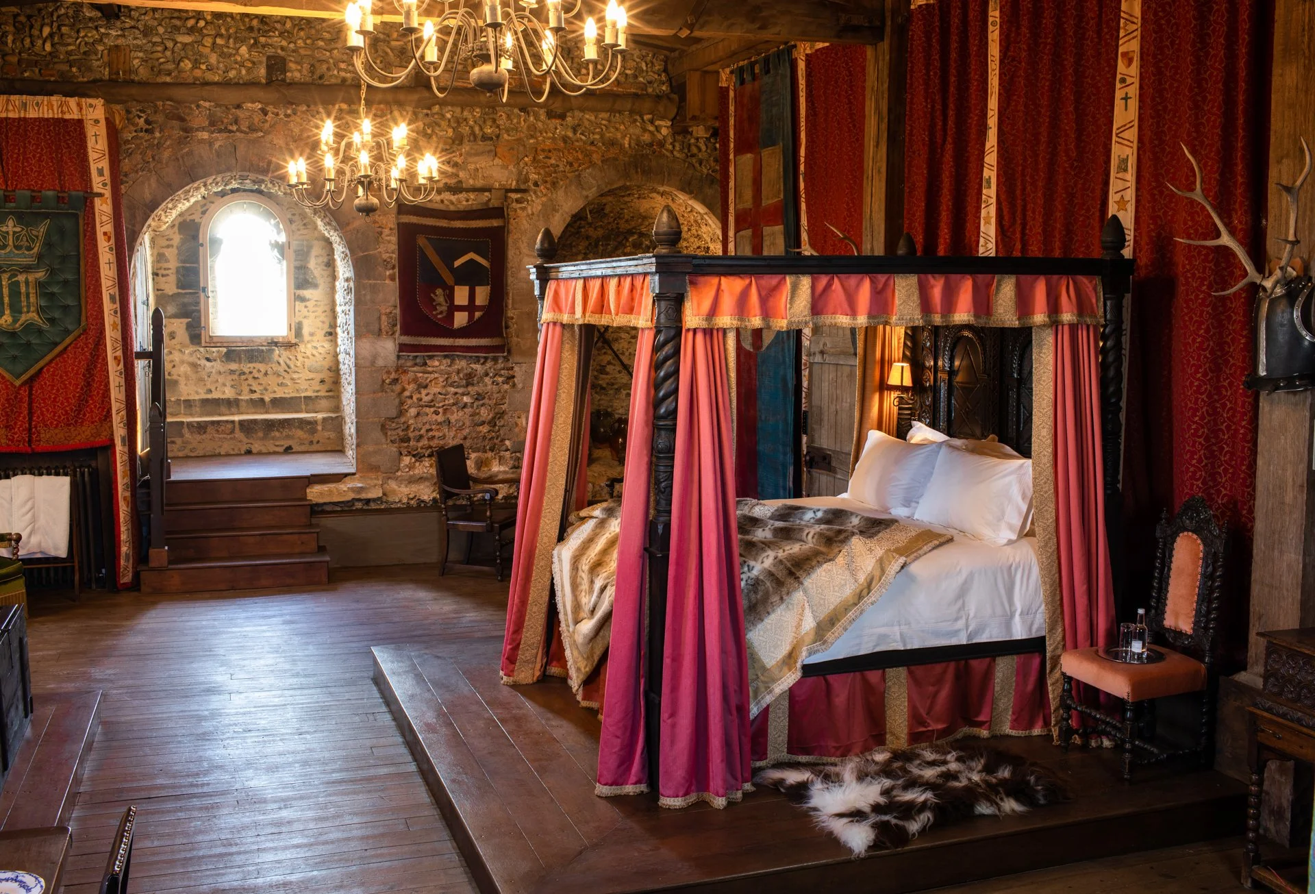Royal Chamber - The only modern bedroom inside a Norman Keep in the ...