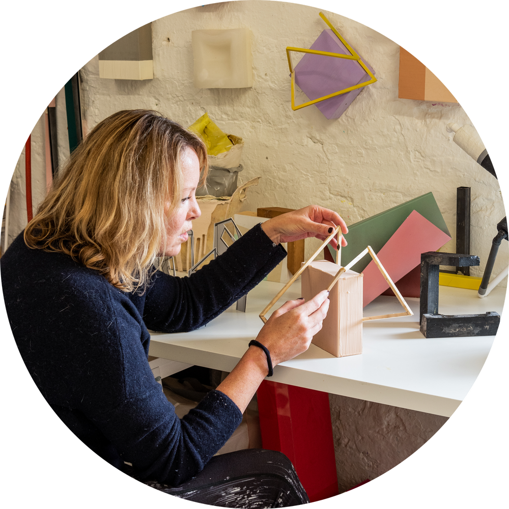 Art Business Strategist | Martha May Ronson