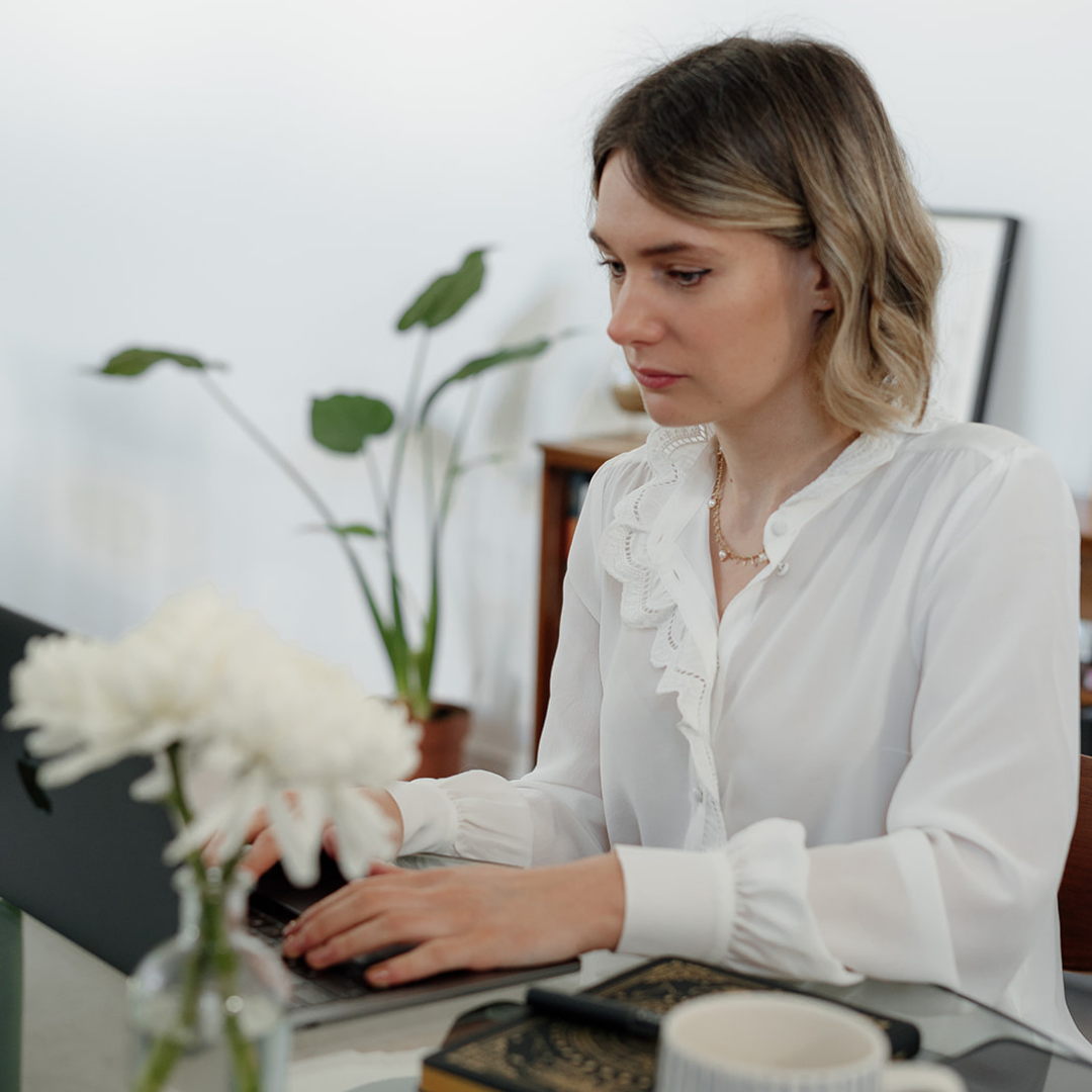 About — MARTHA MAY RONSON