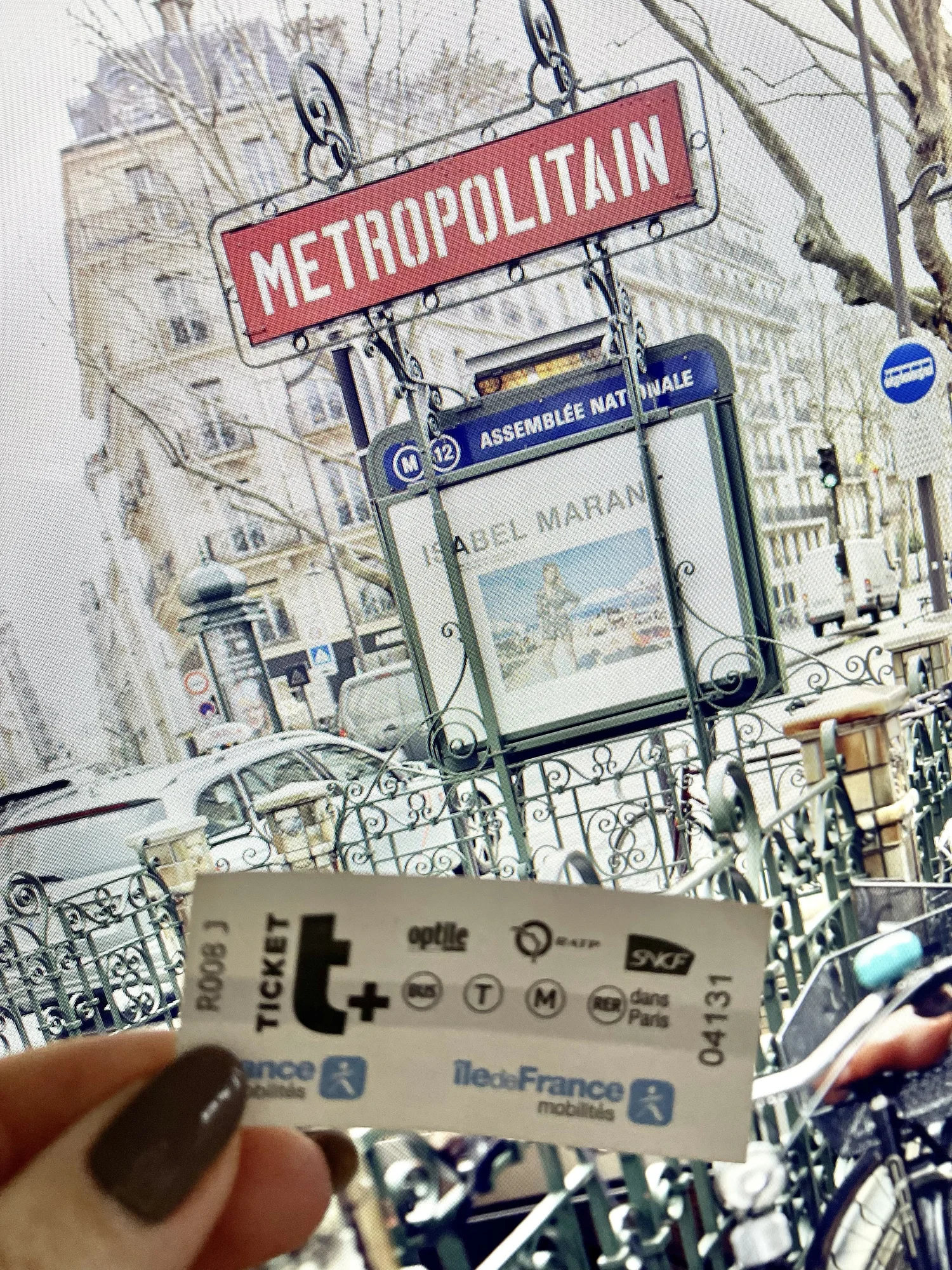 Vervoer in Parijs, de metro niet fancy, wel efficiënt — I love Paris