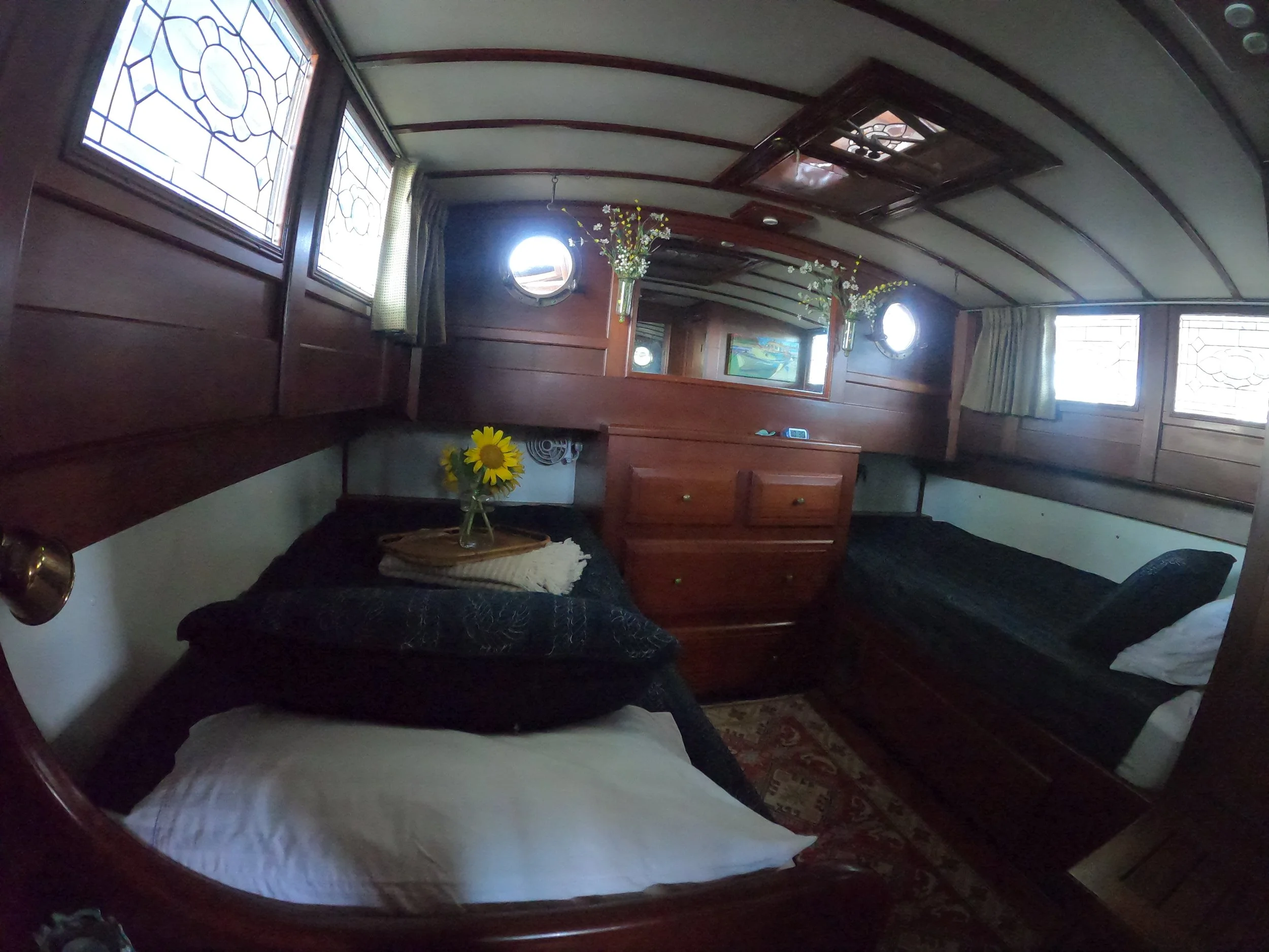 Duchess - 1930 Elco Flat Top — Airlie Pointe Yacht Charters ...