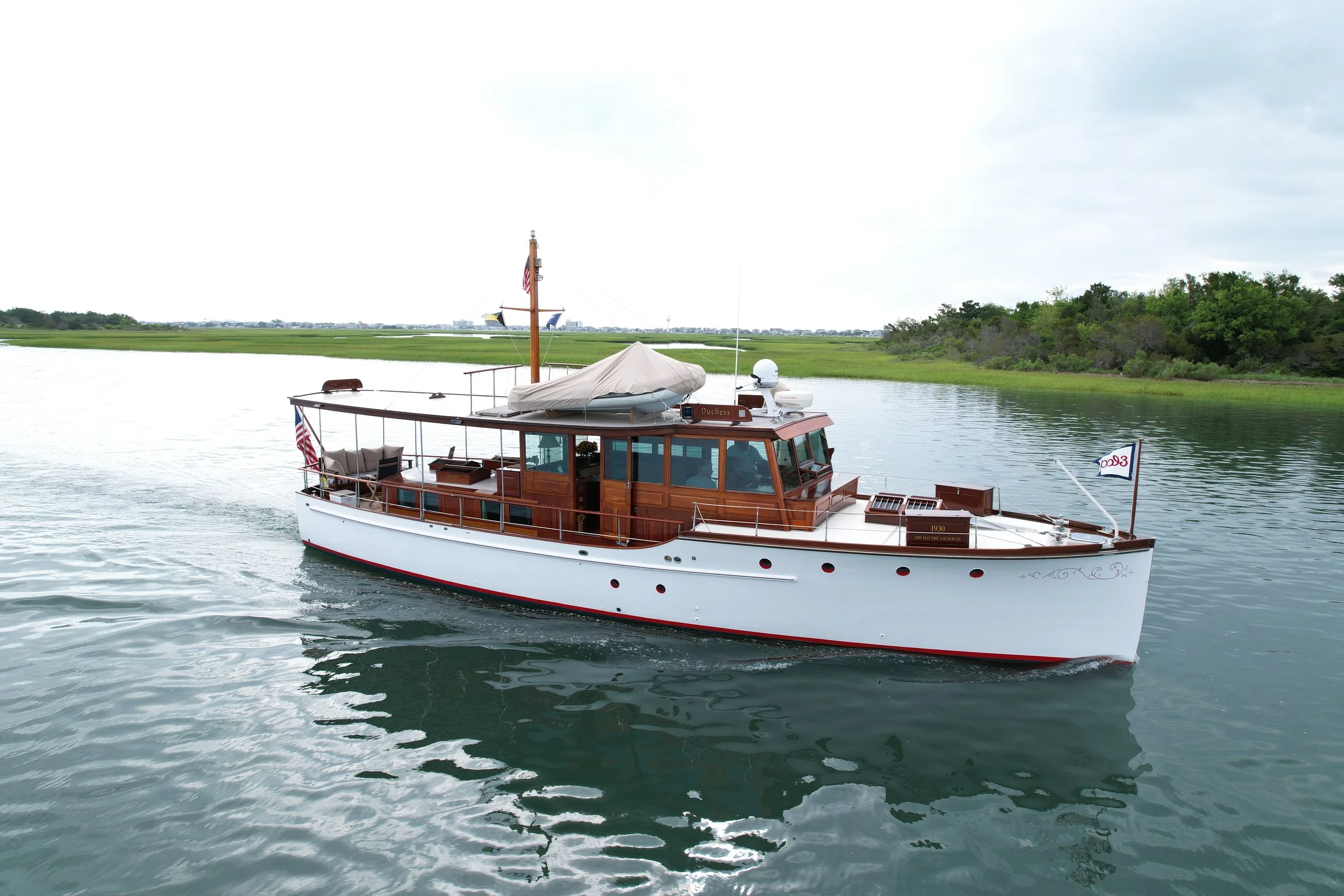 Duchess - 1930 Elco Flat Top — Airlie Pointe Yacht Charters ...
