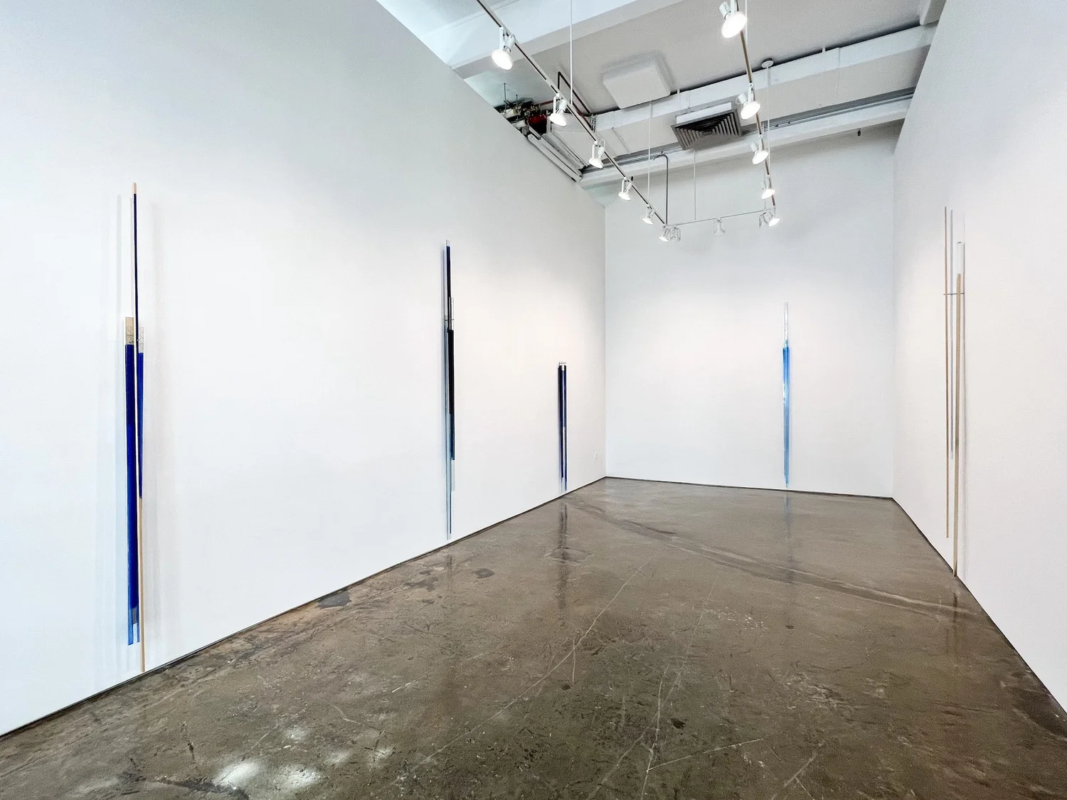 MINUS SPACE — Artists