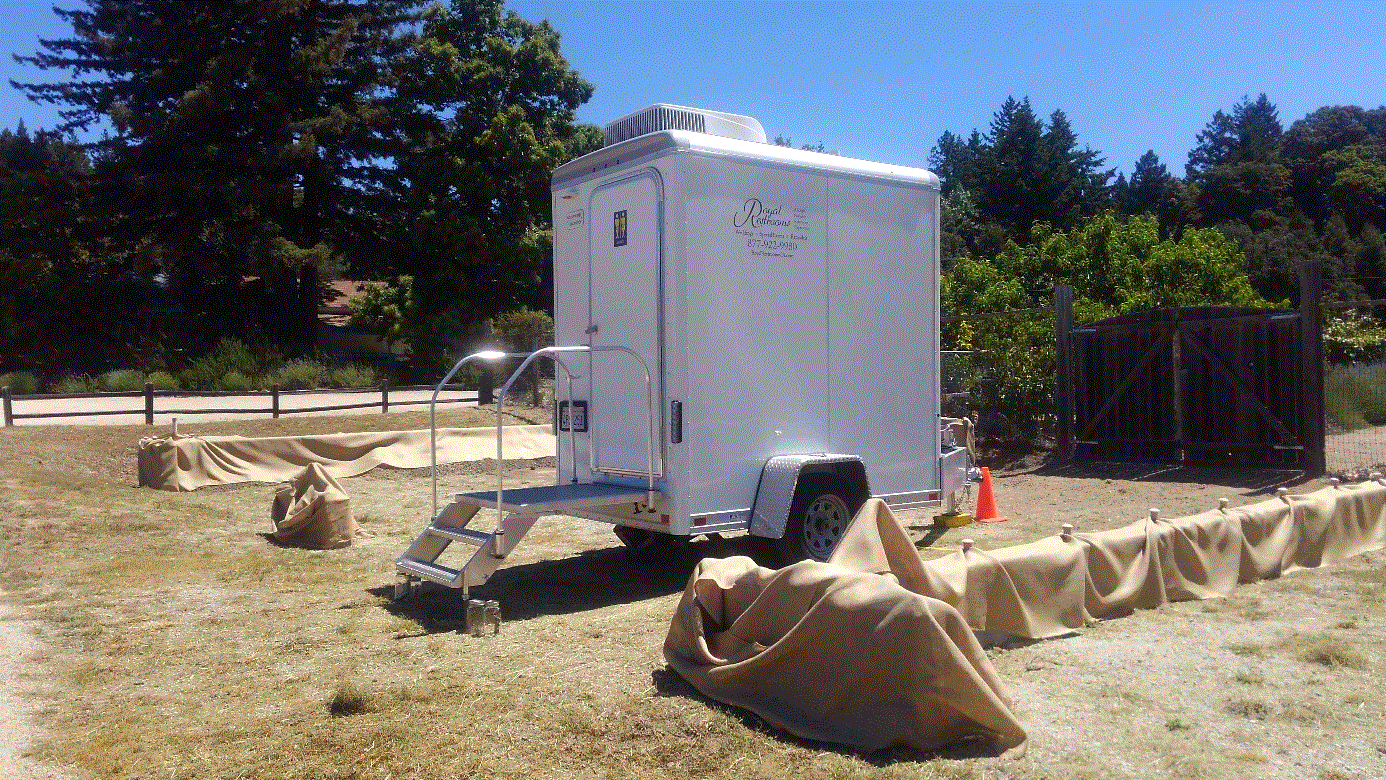 Single Stall Trailers — Royal Restrooms of California
