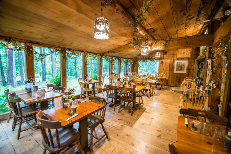 Restaurant — Pinecroft